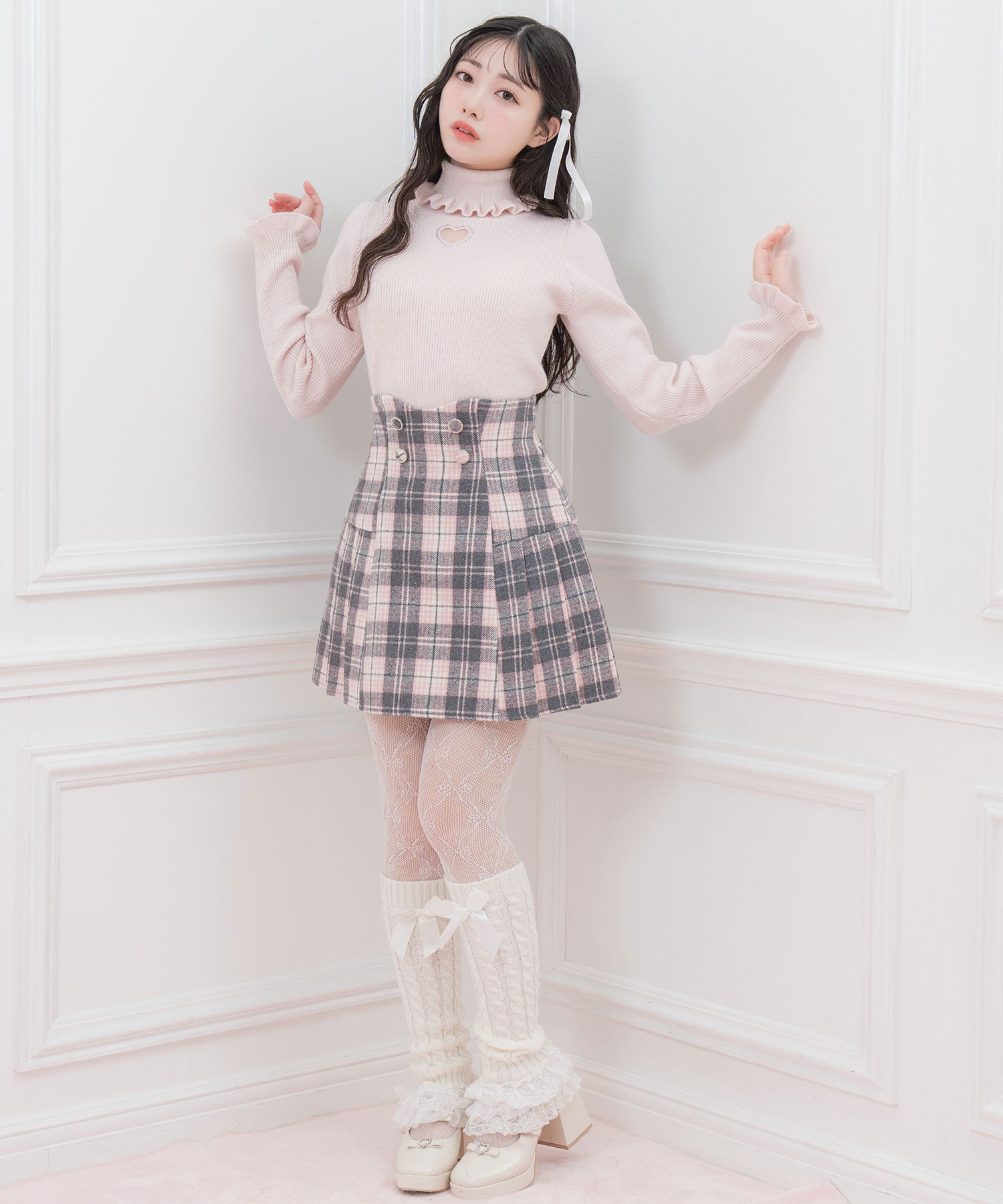 ハート開きラインストーンタートルニット – BUNNY APARTMENT ハート開きラインストーンタートルニット – BUNNY APARTMENT
